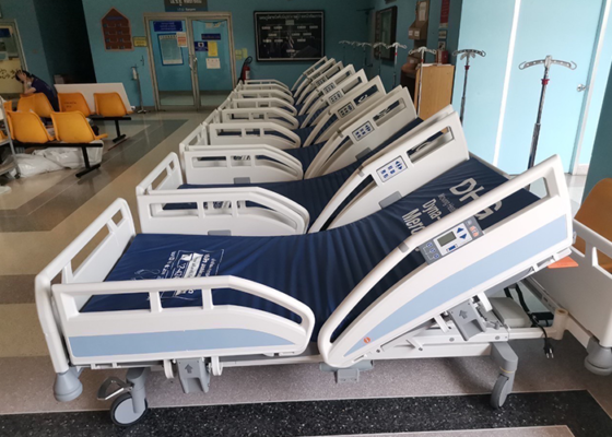 กลุ่มผู้มีอุปการคุณบริจาคเตียงผู้ป่วยปรับไฟฟ้า ALLWELL รุ่น Evario ให้ ...